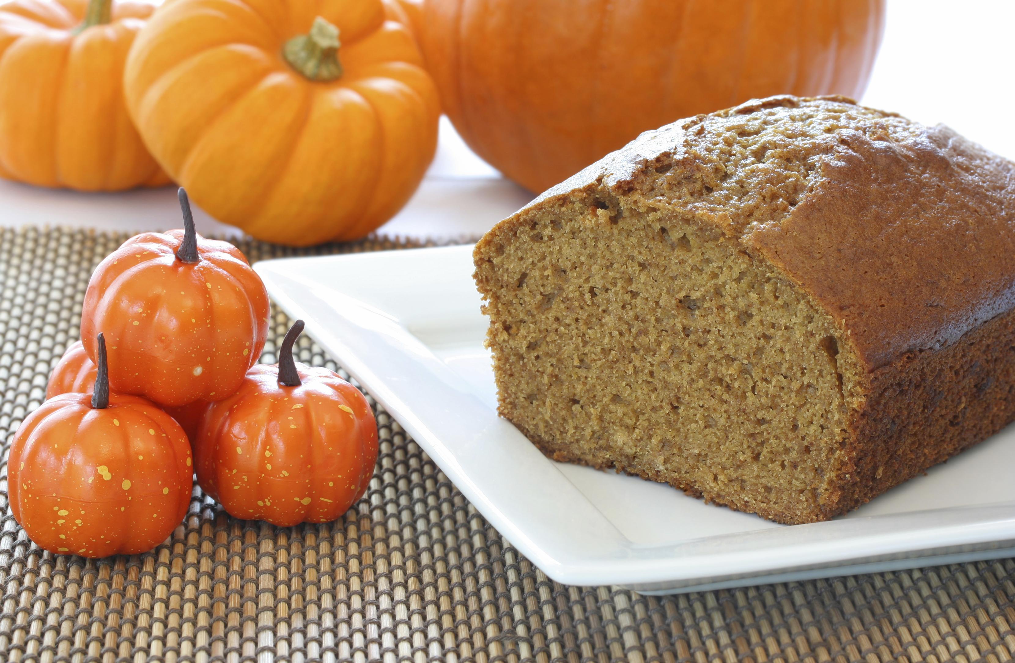 How to Make Pumpkin Sponge Cake - Easy