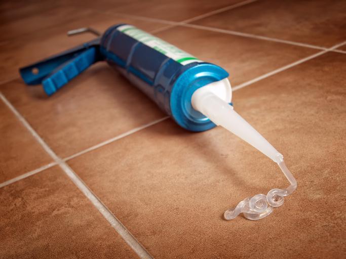 Remove silicone caulk residue store