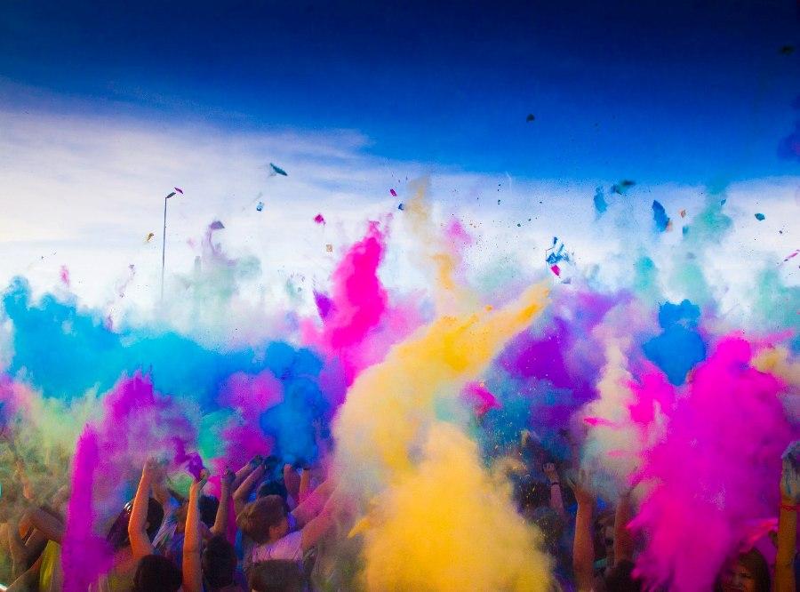 holi colours