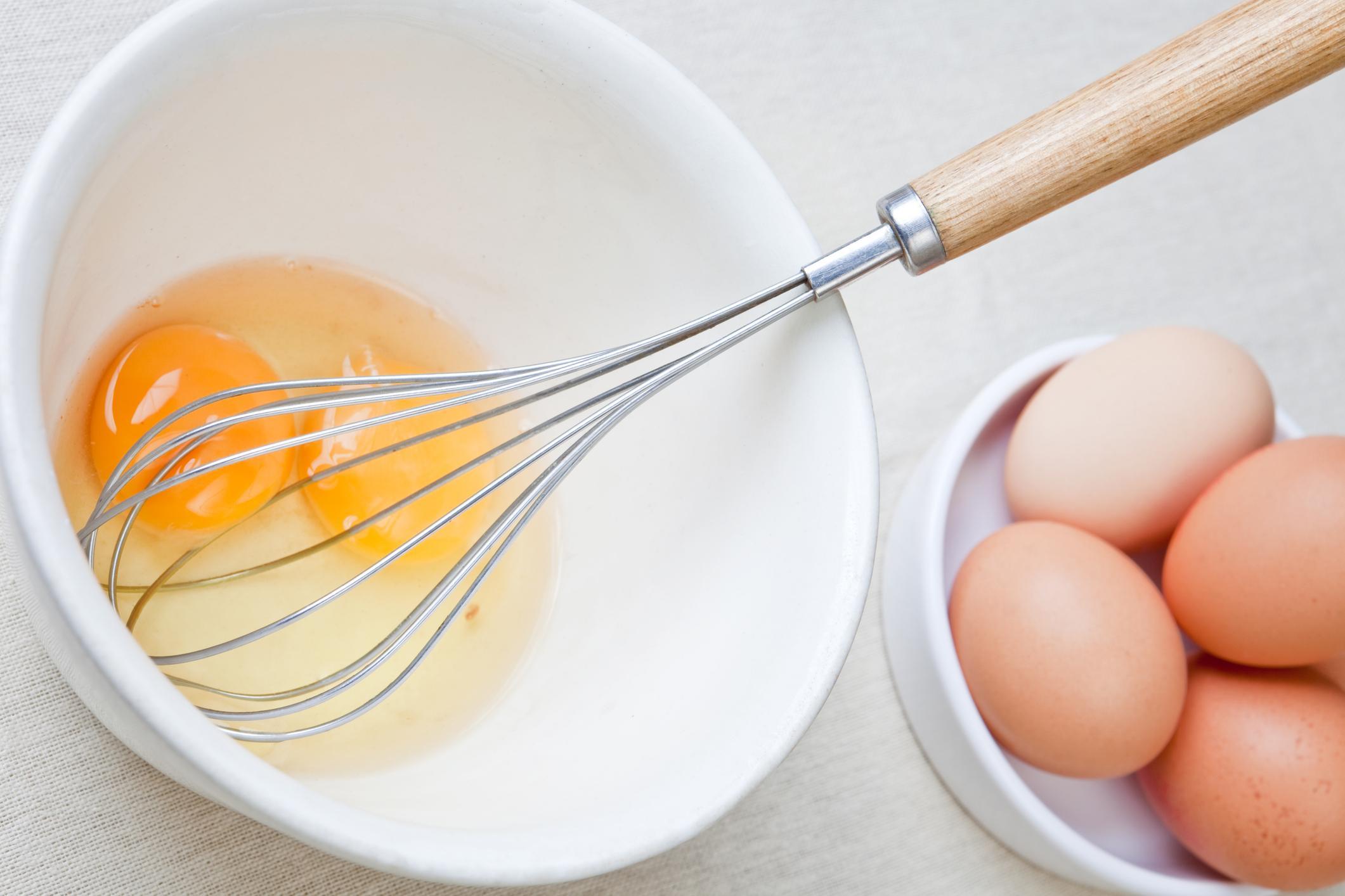 How to Make Tamagoyaki in a Round Pan - Rolled Japanese Omelet
