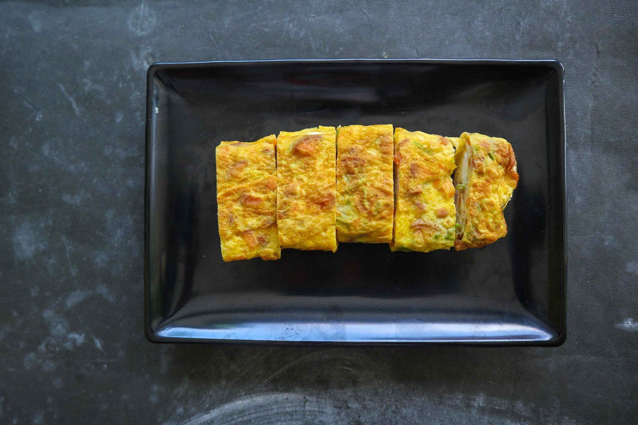 How to Make Tamagoyaki in a Round Pan - Rolled Japanese Omelet
