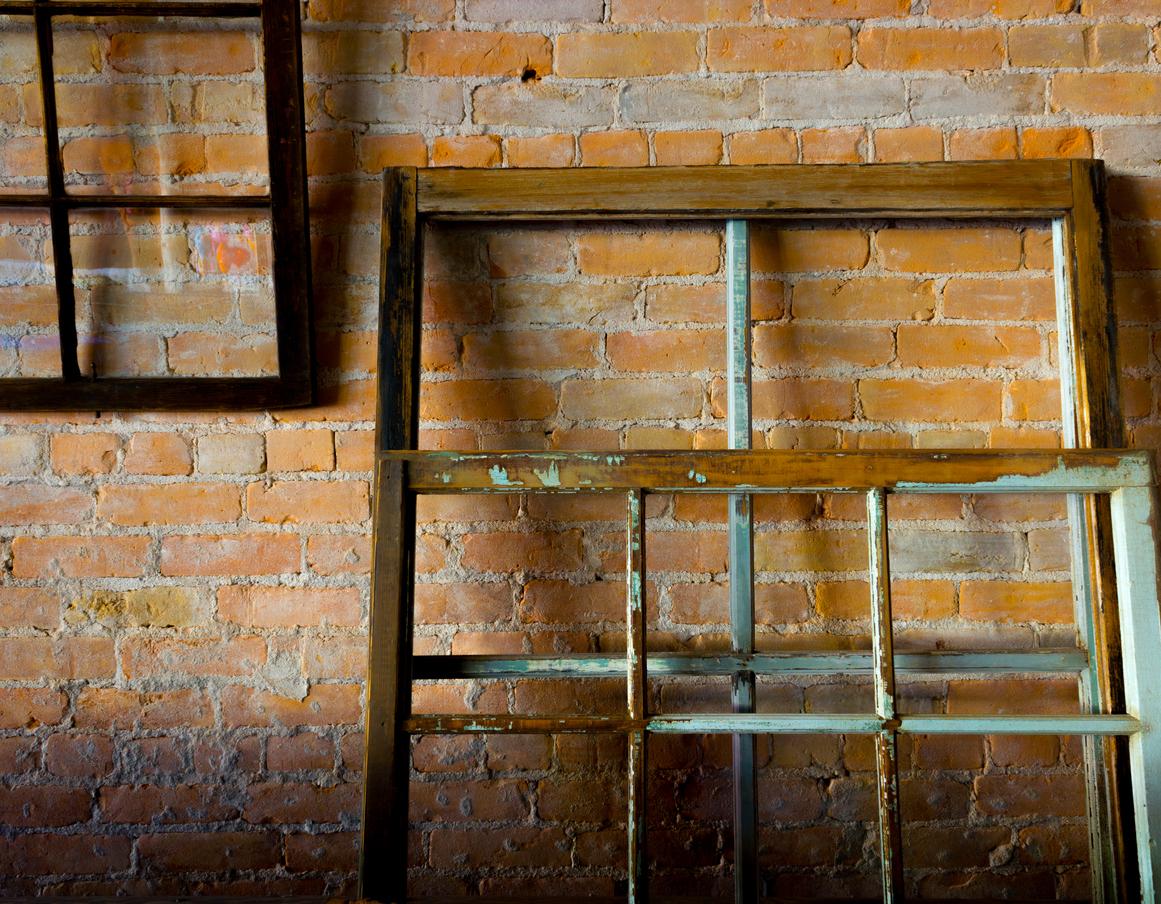 empty window frame ideas